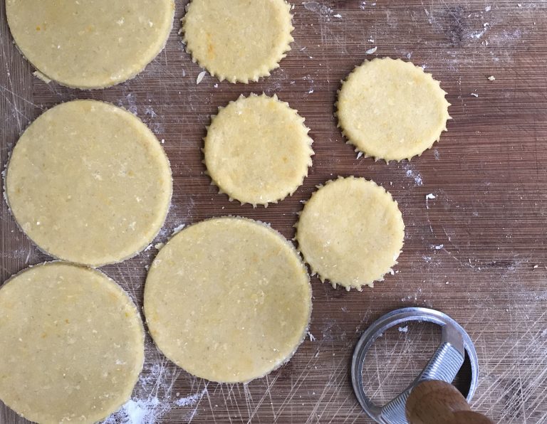 Pasticiotti - Jam and Liqueur-Filled Italian Cookies - An Italian dish