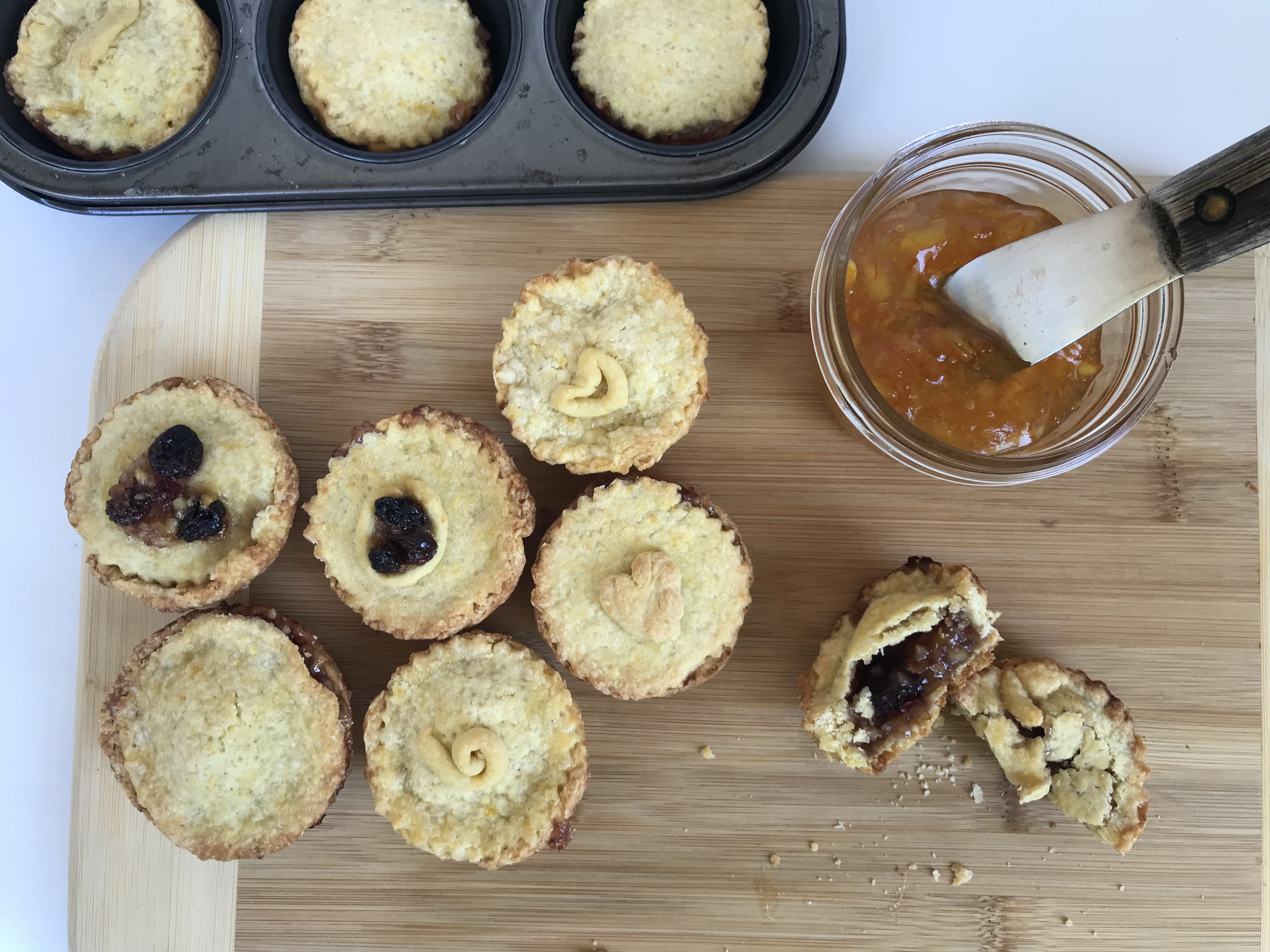 Pasticiotti - Jam and Liqueur-Filled Italian Cookies - An Italian dish